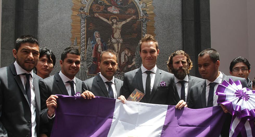 Plantel de Alianza Lima visitó al Señor de los Milagros en las ...