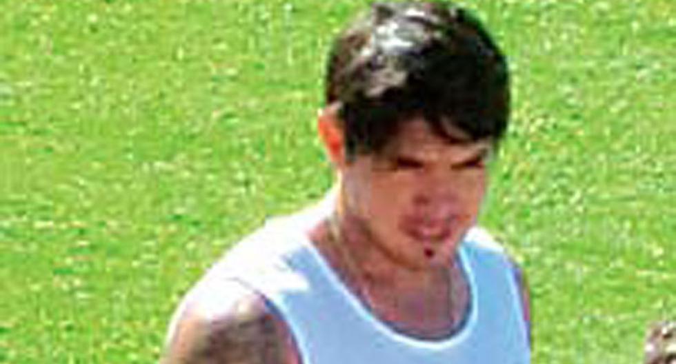 Vargas estrena un nuevo "look" | FUTBOL-PERUANO | EL BOCÓN