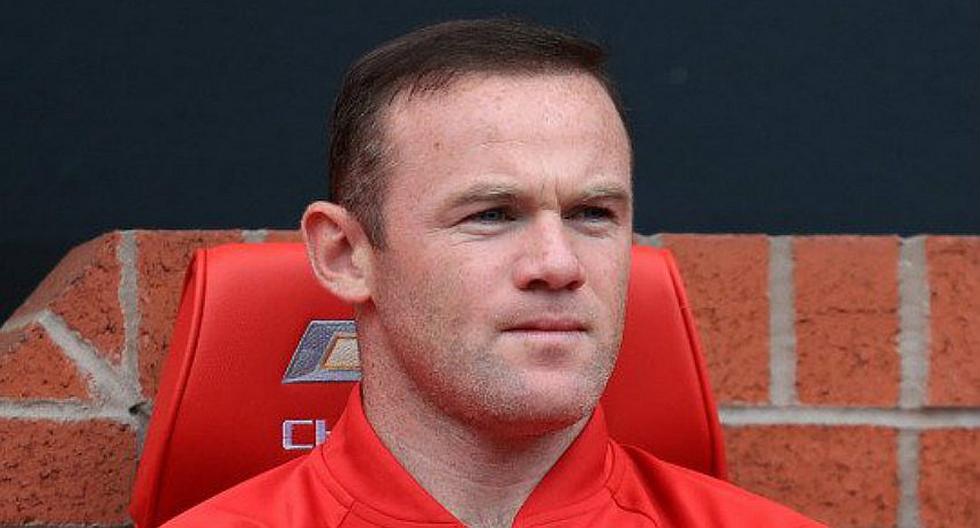 Wayne Rooney luce irreconocible y desata la ira de los hinchas del ...