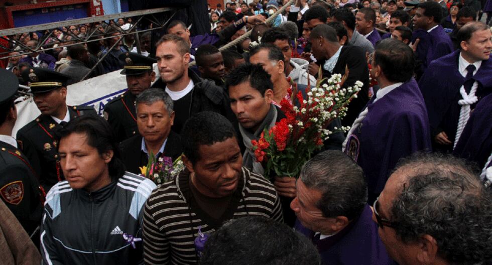 ¡Quieren el título! Alianza le rindió homenaje al Señor de los Milagros ...
